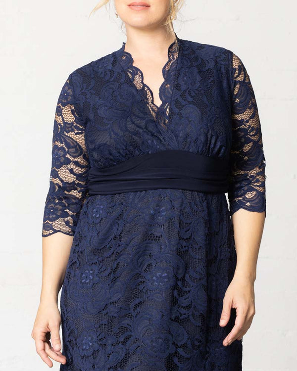 Screen Siren Lace Evening Gown – PlusbyDesign.com